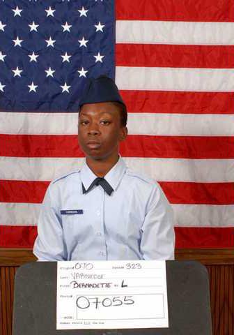 Varnedoe completes basic training - Coastal Courier