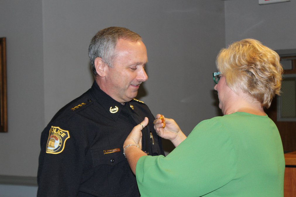 Hinesville's new police chief officially sworn in - Coastal Courier