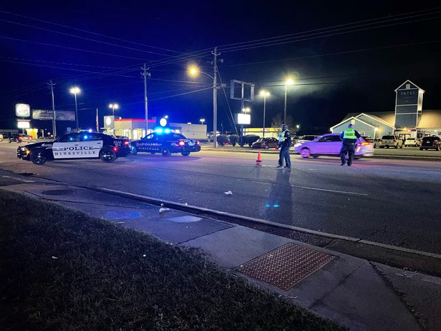 Pedestrian killed crossing road - Coastal Courier