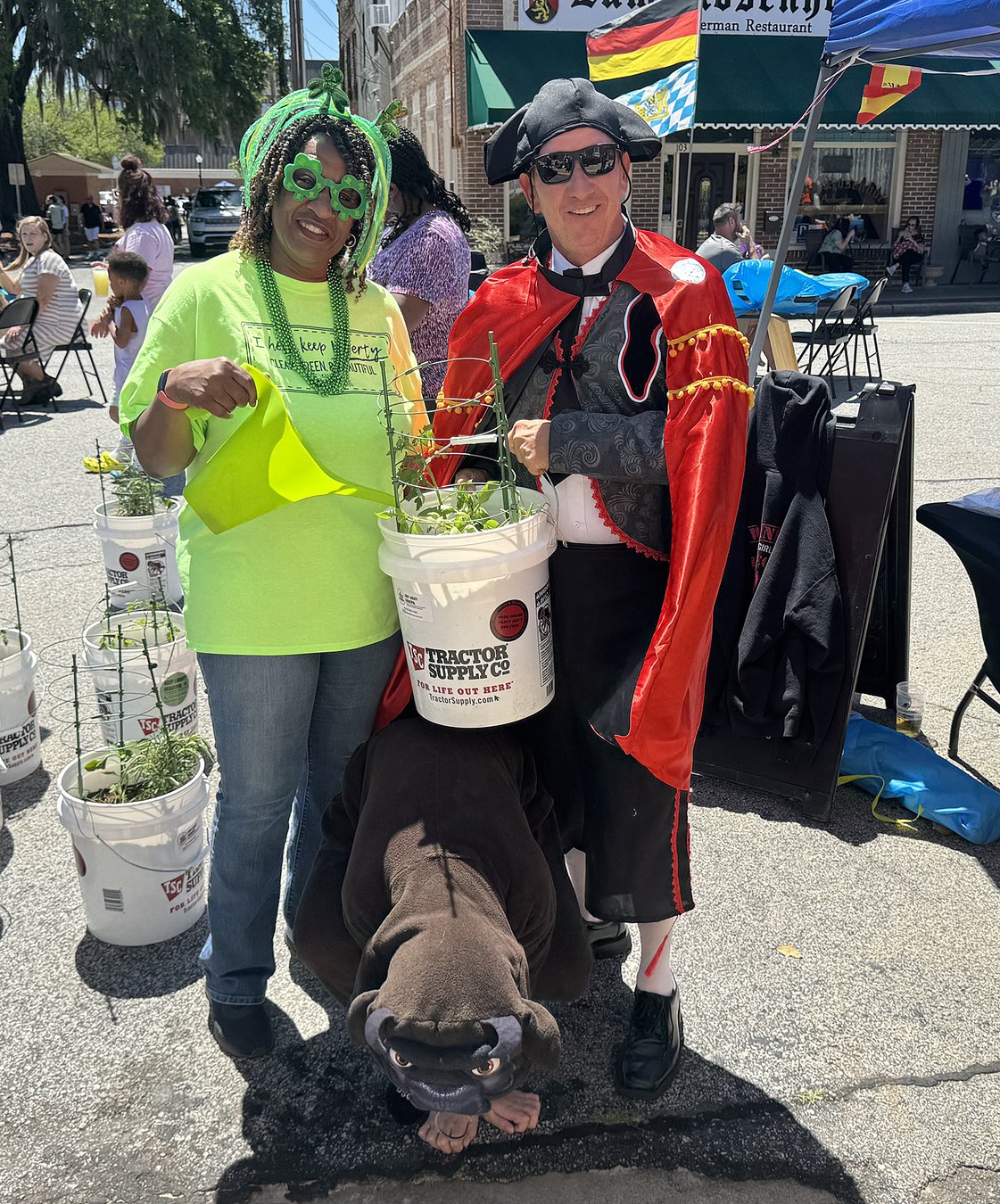 Small World Festival taking booth hosts signups - Coastal Courier