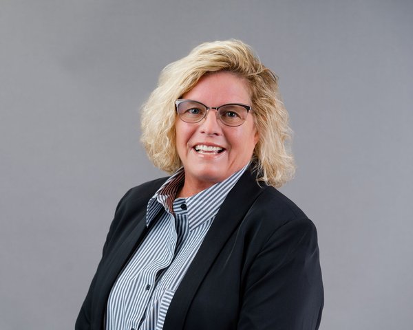 Melissa Ray: Who do we want to be? - Coastal Courier
